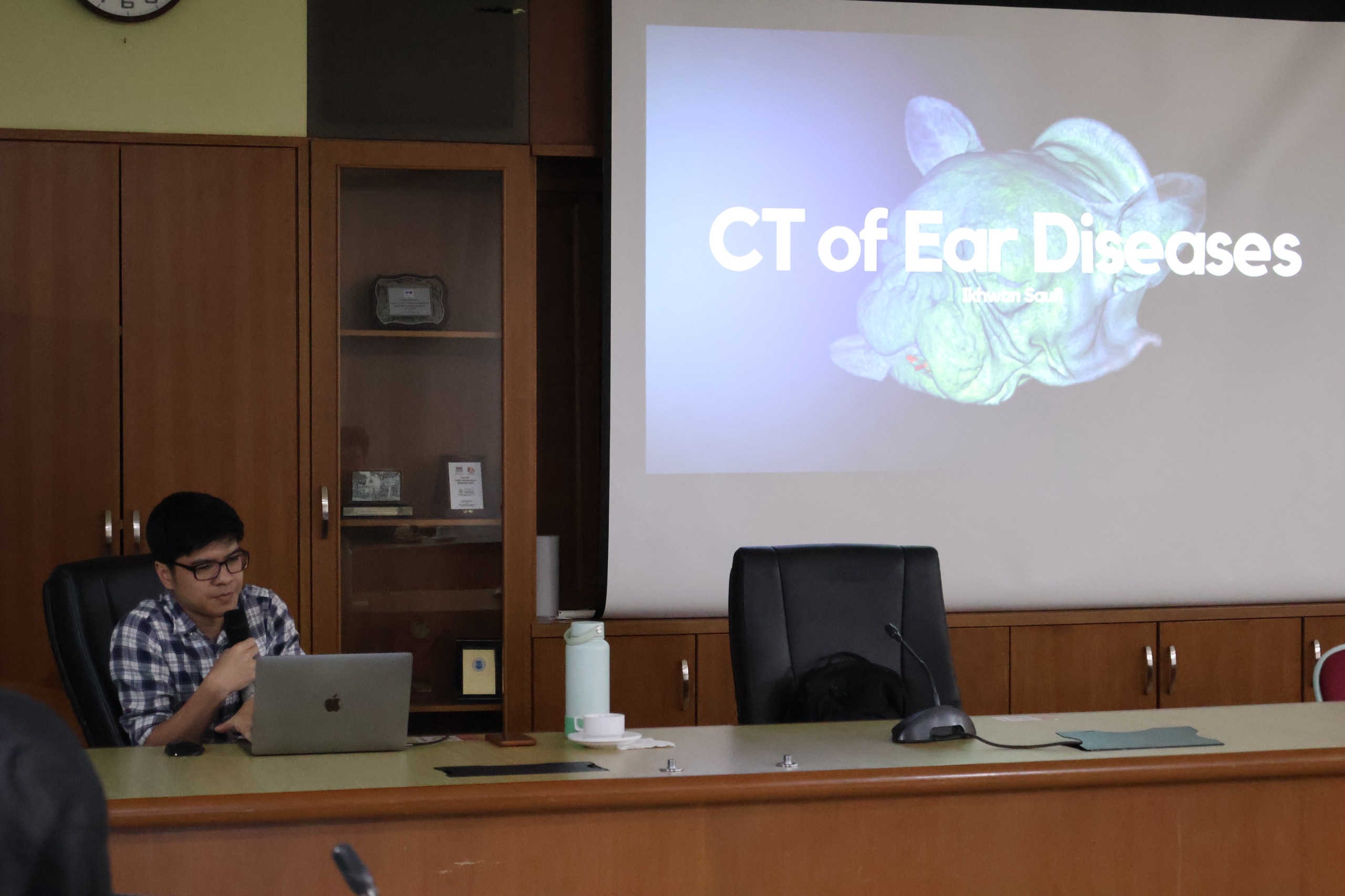 Lecture on ear disease diagnosis by Dr. Ikhwan Saufi